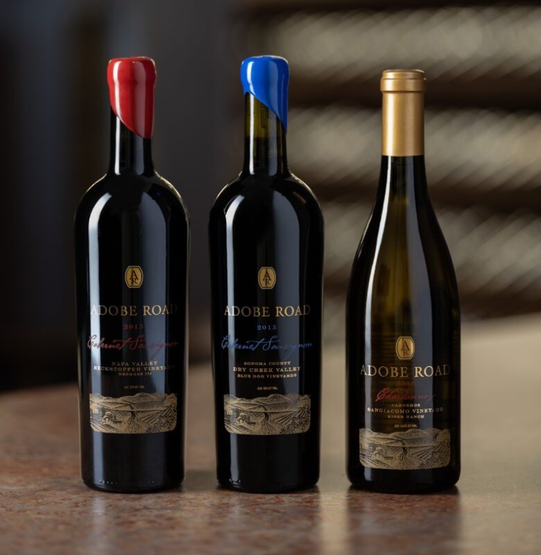 A Complete Guide to Sealing Wine Bottles with Wax Finishing